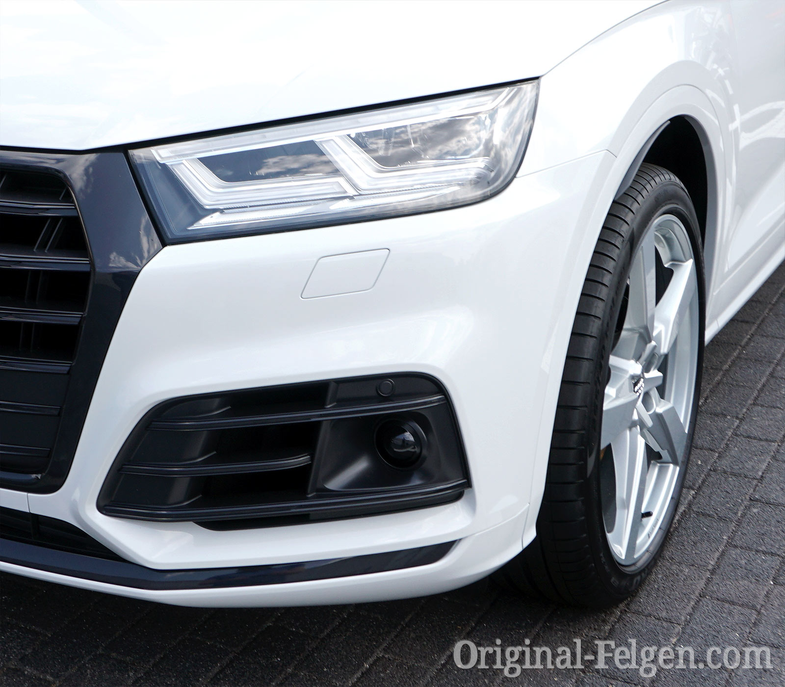 Audi VW Original Felge 80A 601 025 AR - Audi Alufelge 5-Arm-Polygon-Design